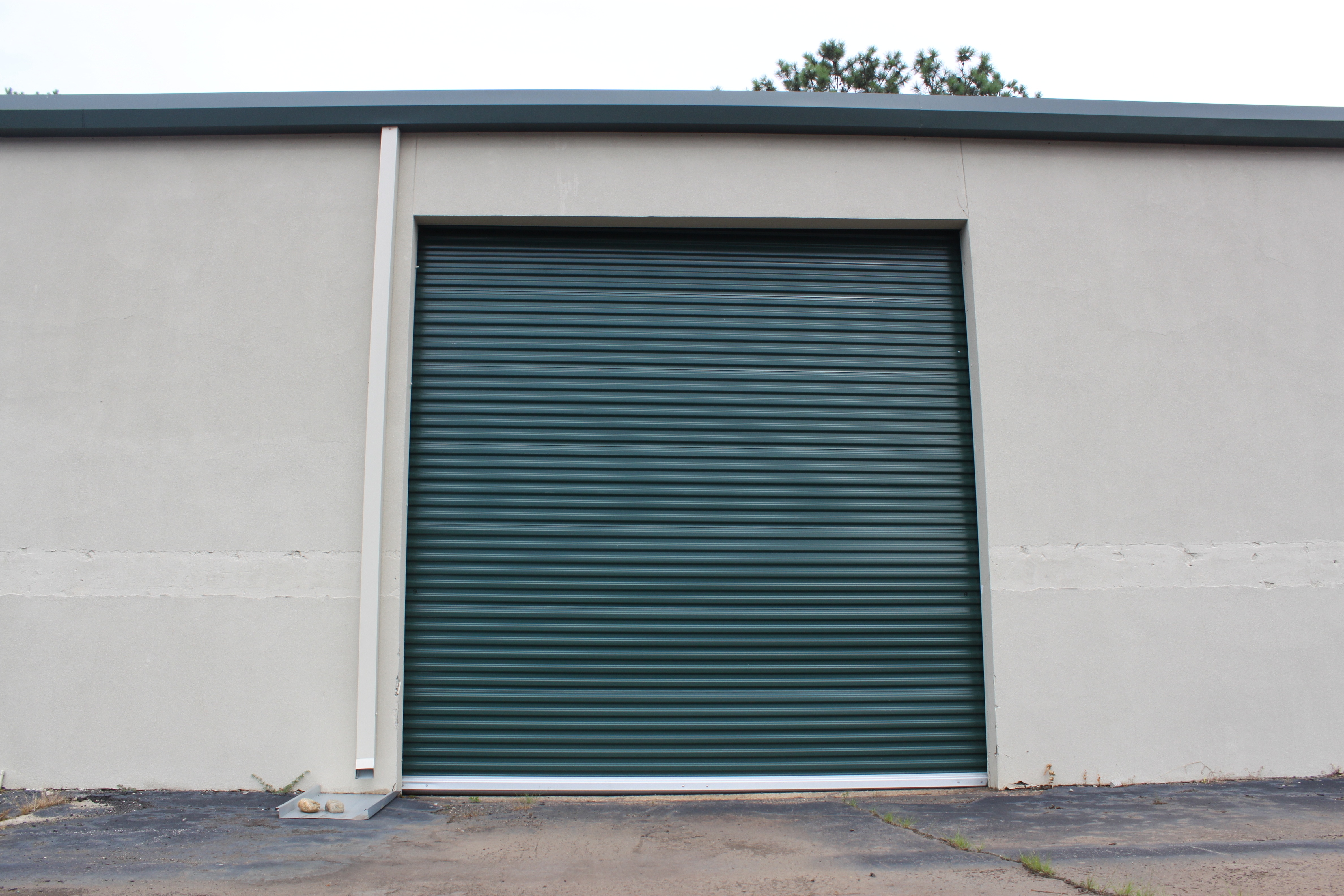 How the Color of Your Commercial Doors Can Influence Brand Identity