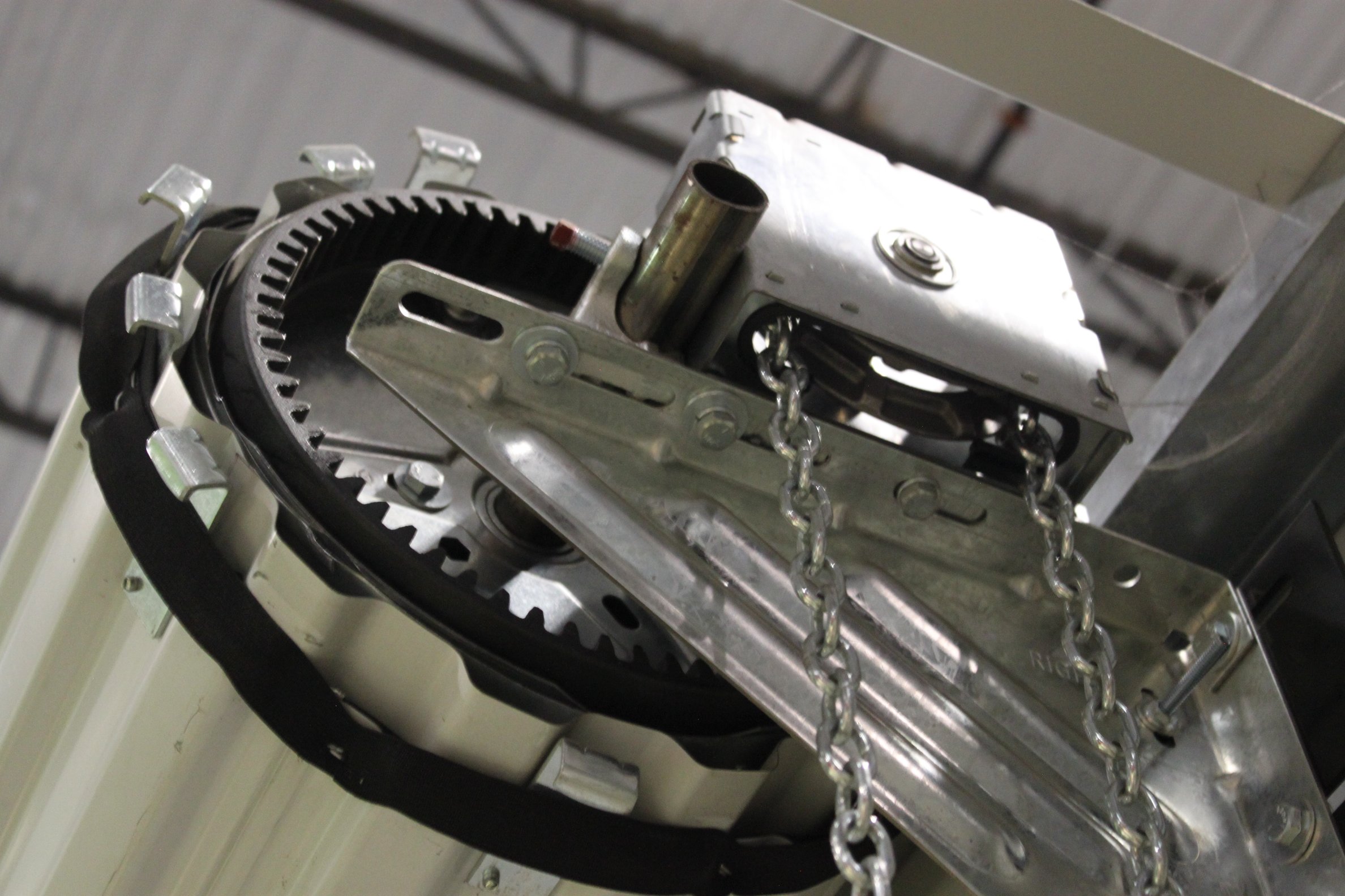 3 Reasons to Invest in Wind Rated Commercial Steel Doors