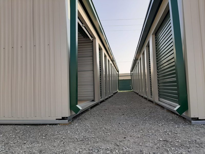 When is Relocatable Storage More Attractive than Traditional Storage?
