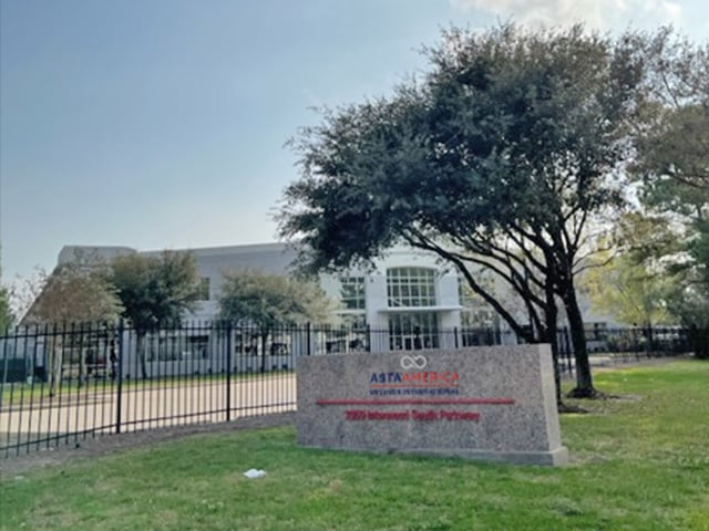 Houston Distribution Center - ASTA America Rolling Steel Doors
