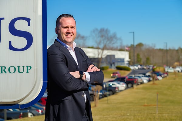 ADVANTAGE ELLIOT KAHLER: SERVING A WINNING MENTALITY FROM ONE TEAM TO ...